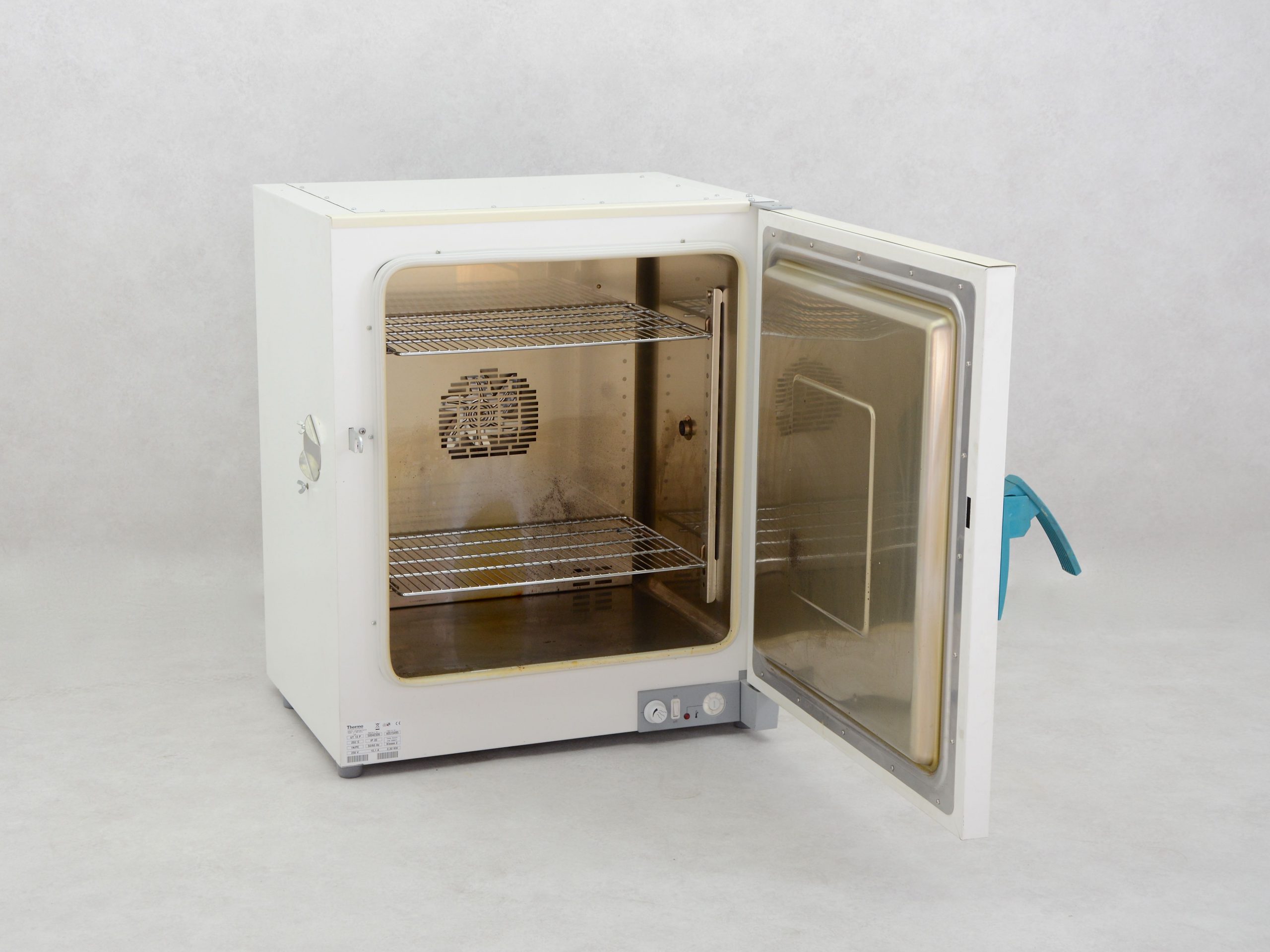 Étuvé Heraeus UT12P - Gemini BV