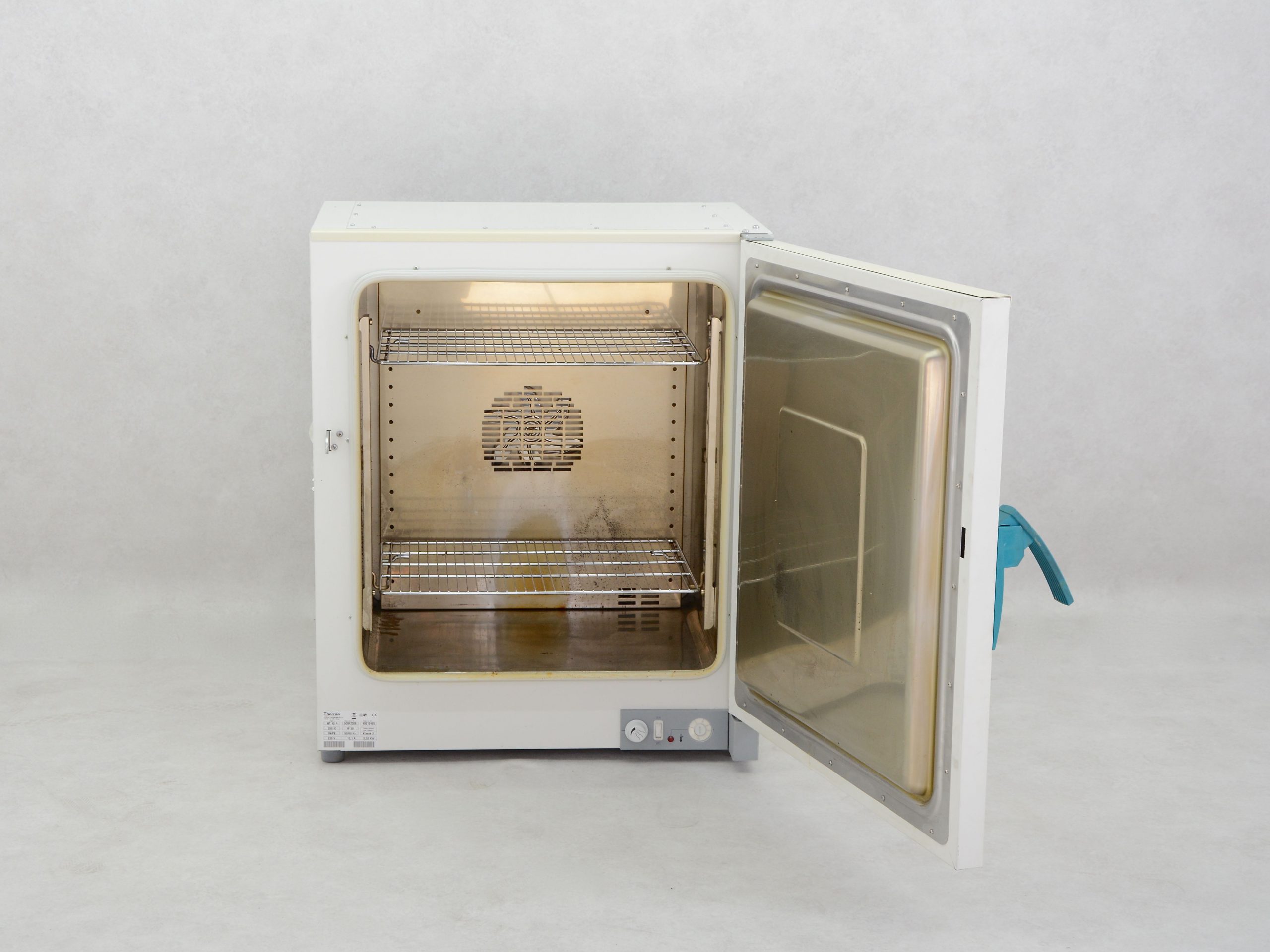 Étuvé Heraeus UT12P - Gemini BV