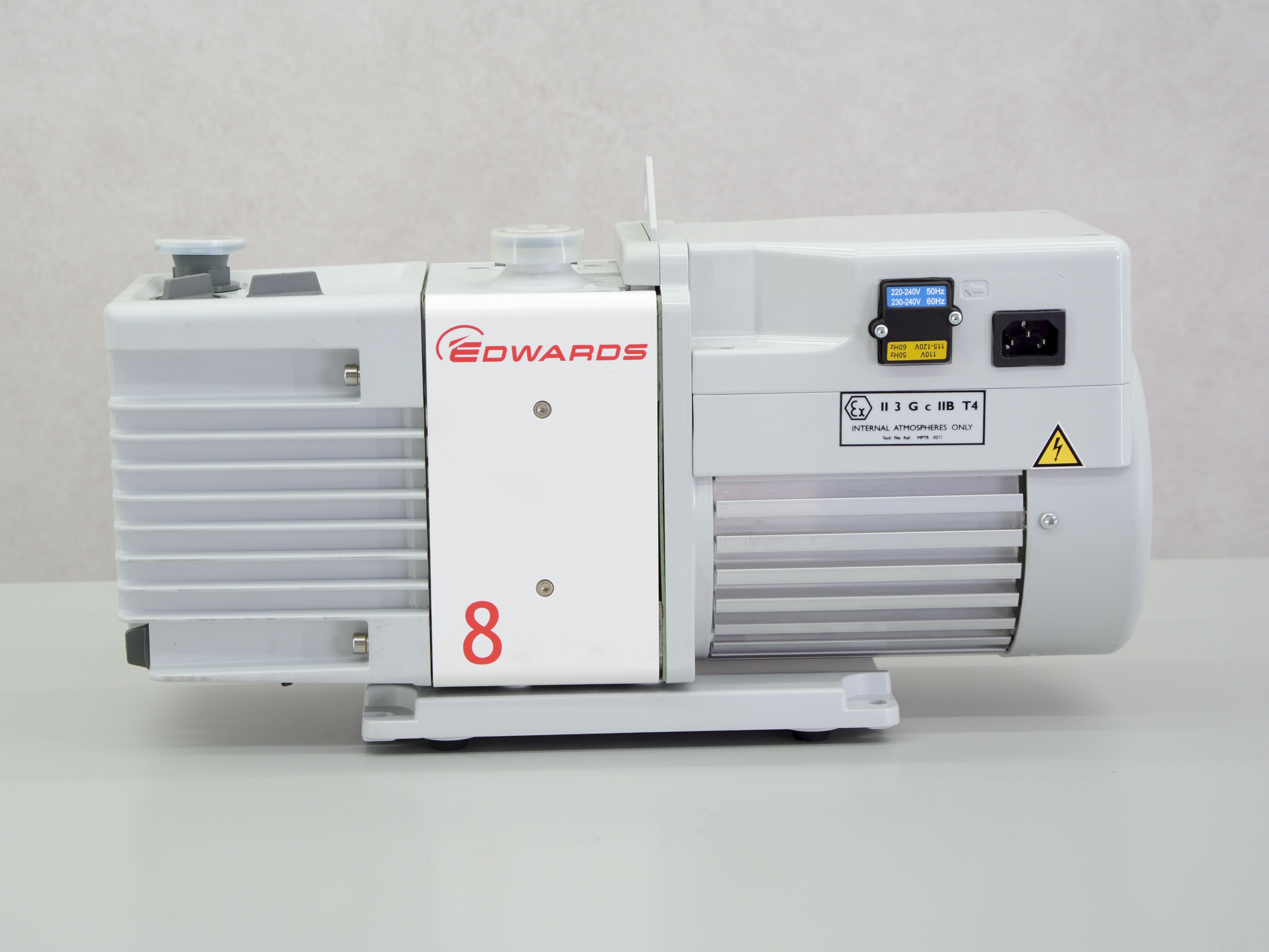 Pompe à vià l'huile Edwards RV8 - Gemini BV