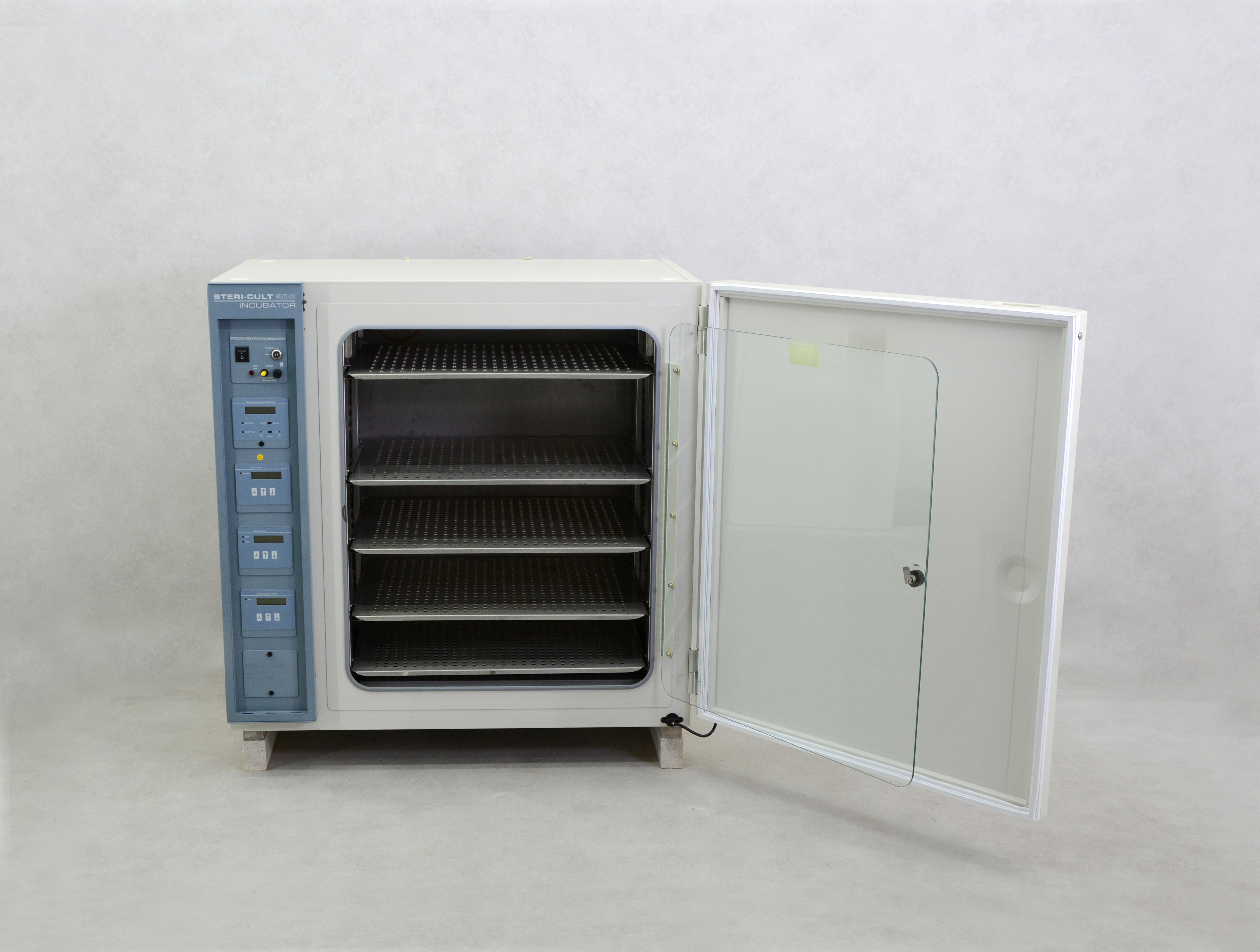 Incubateur à CO2 Thermo Forma Scientific 3035 - Gemini BV