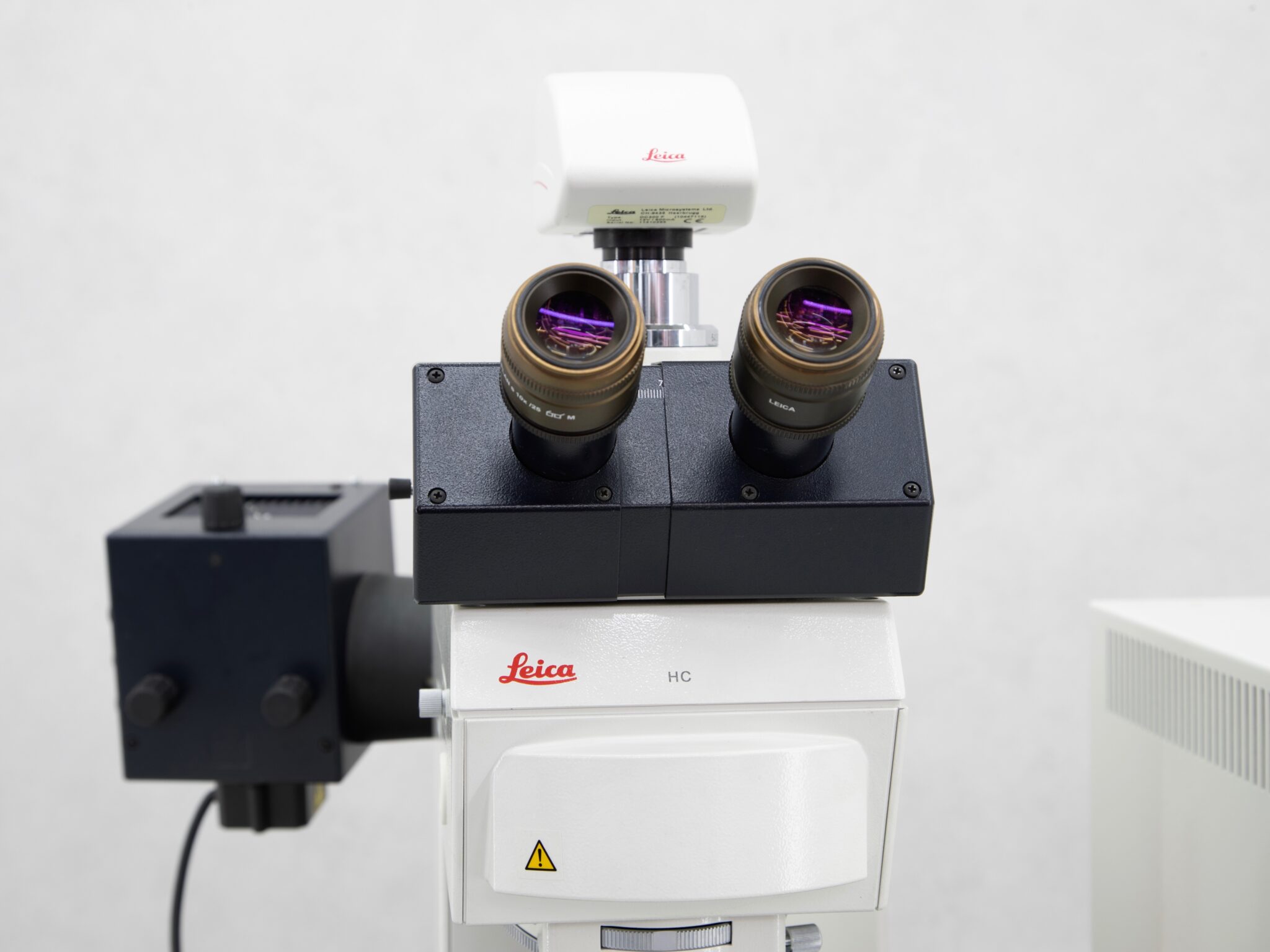 Microscope Leica DMRA2 avec contrôleur CTR MIC - Gemini BV