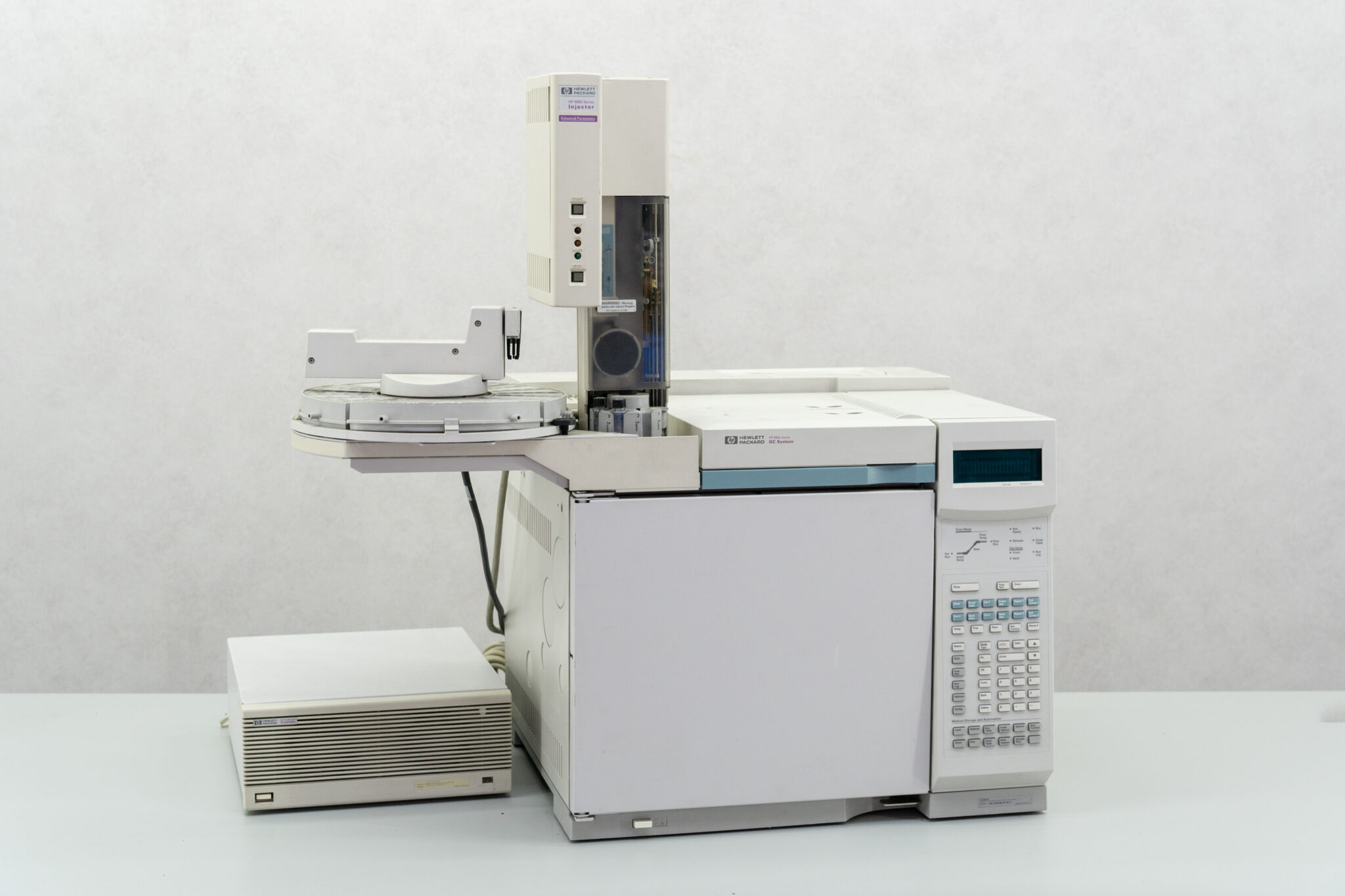 CPG HP Agilent 6890 Plus avec injecteur Auto Sampler (G1530A) et ...